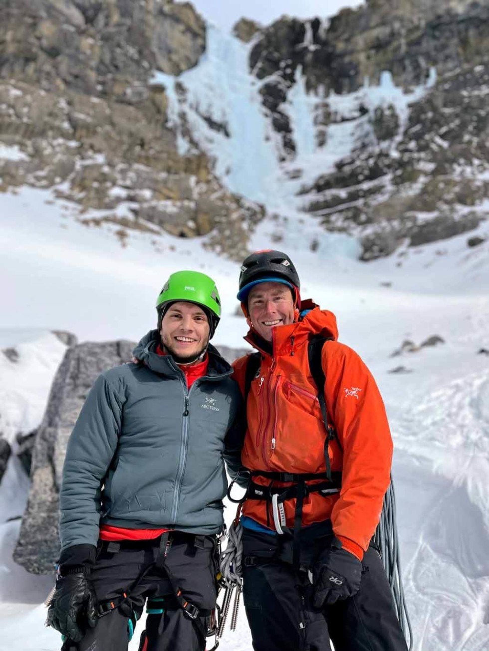 Alberta Rock, Ice, & Via Ferrata Climbing - Girth Hitch Guiding